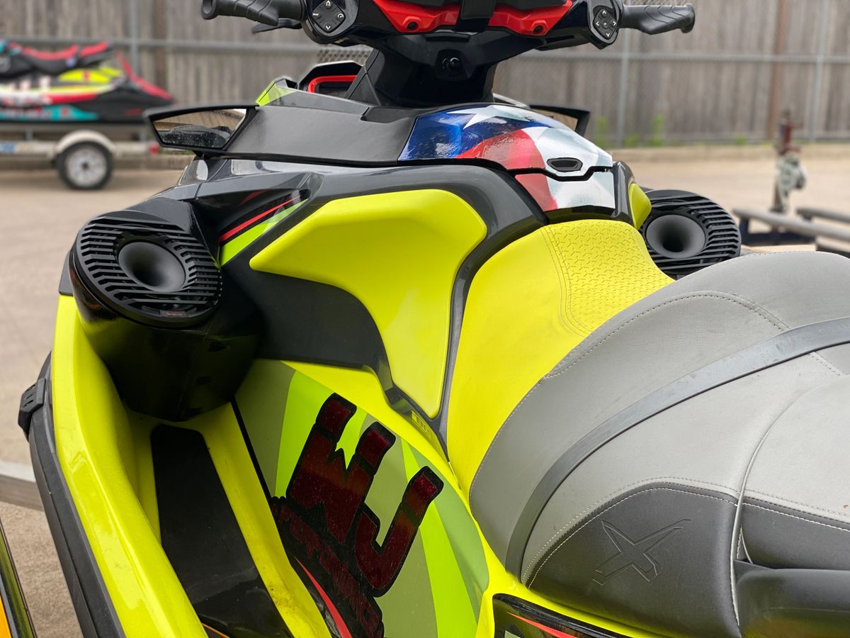 2018-2021 RXTX GTX 300 RTG 8 Elite Sound System