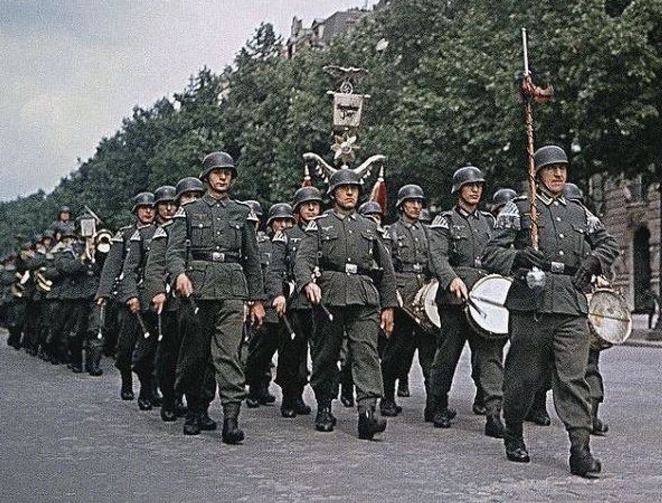 German Military Collectibles,Birmingham UK - The Paraphernalia Of War