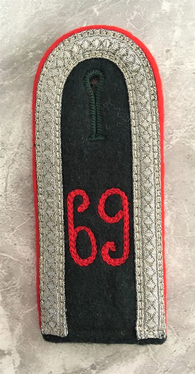German Army NCO red piped Artillery 69th Regiment shoulder board for ...