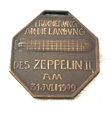 TD83.)Graf Zeppelin commemorative Medal no ribbon