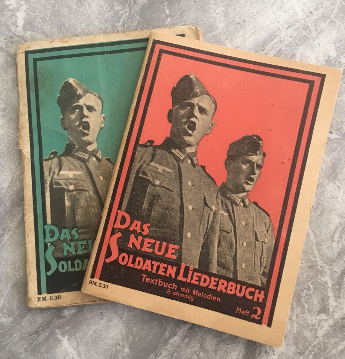 Das Neue Soldaten Liederbuch Band I & II (pocket sized soldiers song ...