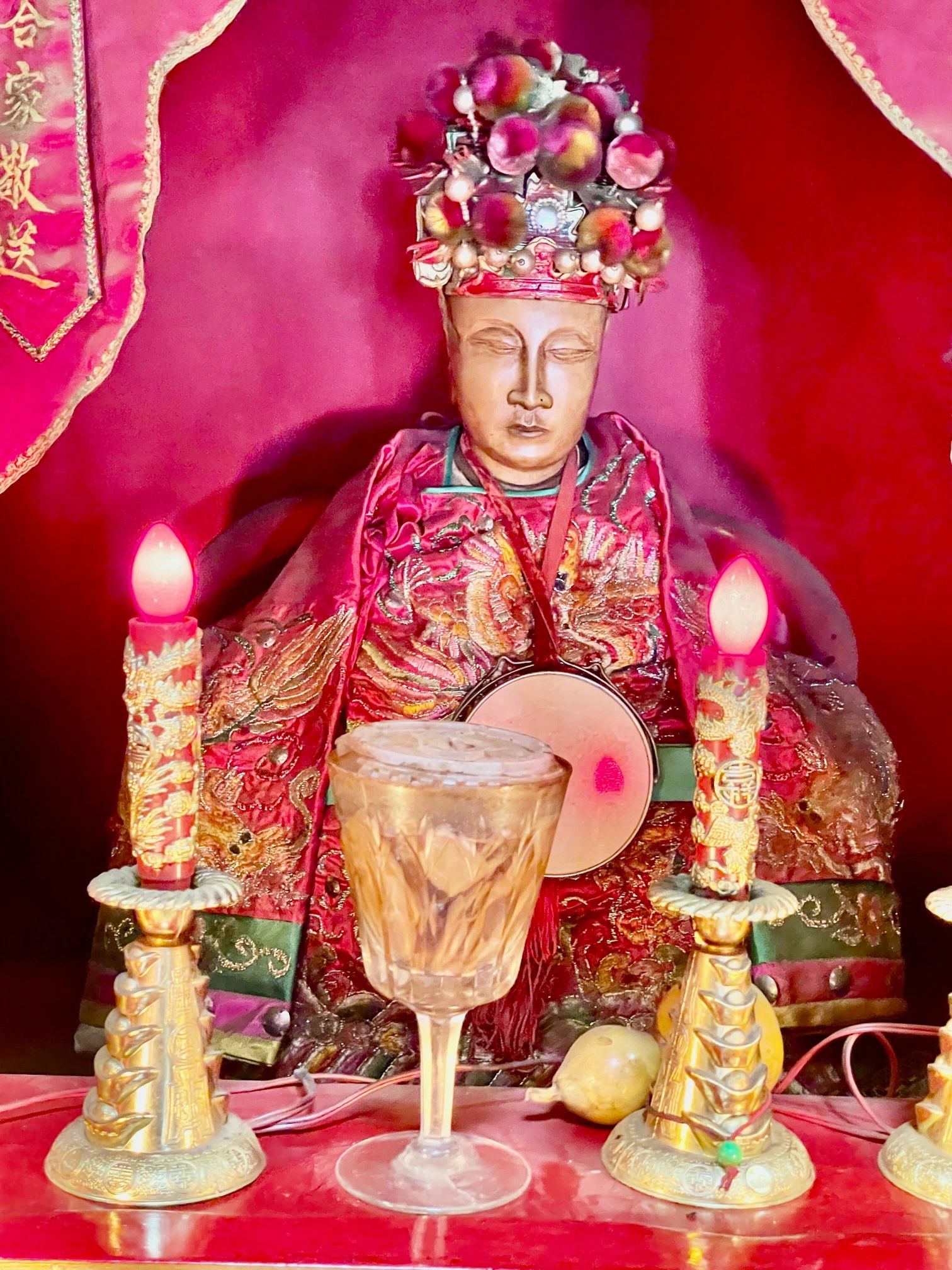 Tam Kung Temple - Oldest Chinese Temple in Canada, Yen Wo Society