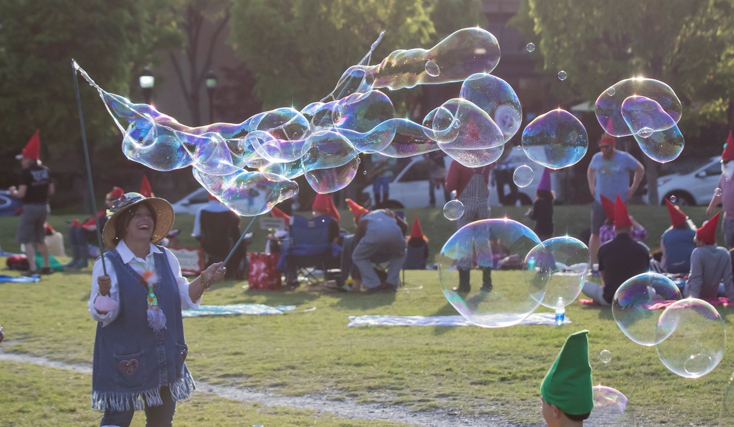 Atlanta's Best Giant Bubble Entertainment - Bubbles over Georgia