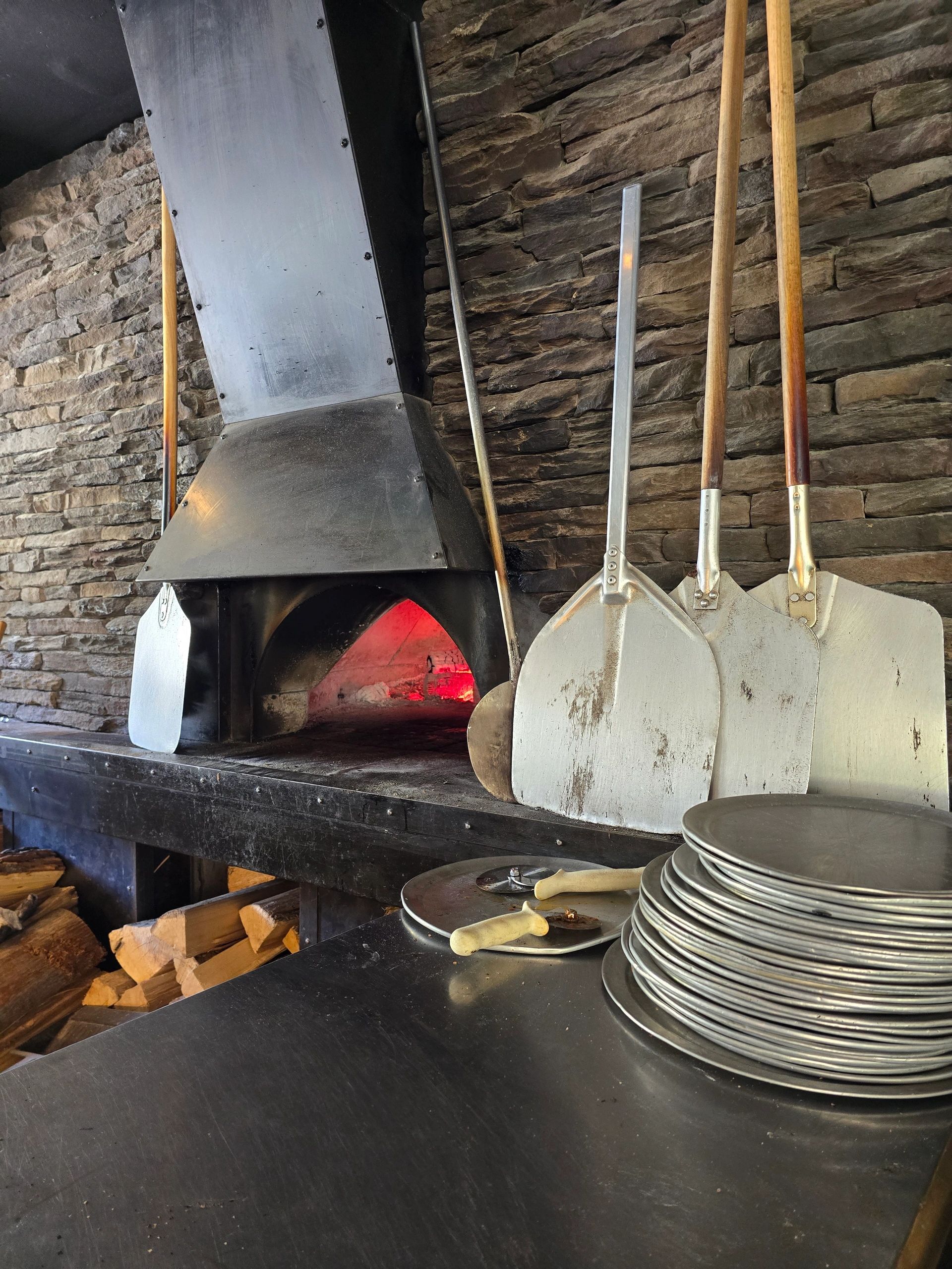 Brio's Pizzeria and Restraunt