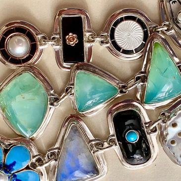 Home / ABOUT AND VIDEO | Shano Jewelry