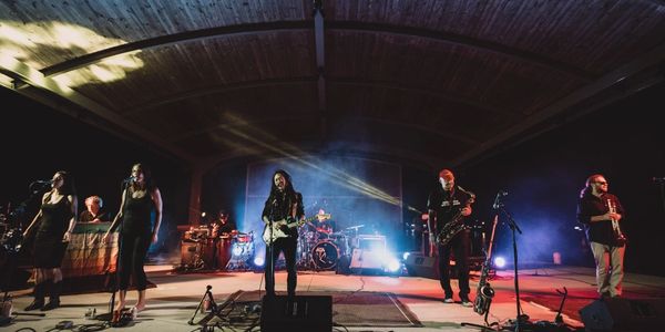 Chong Band - Band, Live Performance, Recording Artist