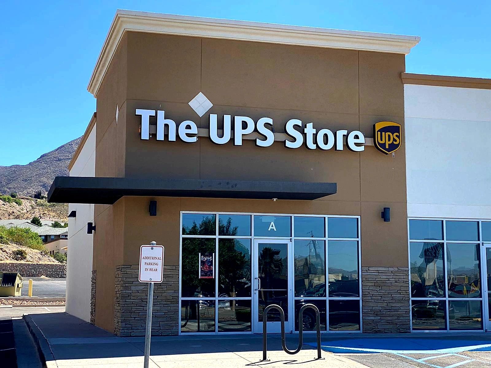 The UPS Store Signage