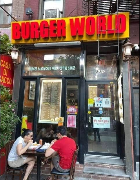 Burger World Logo