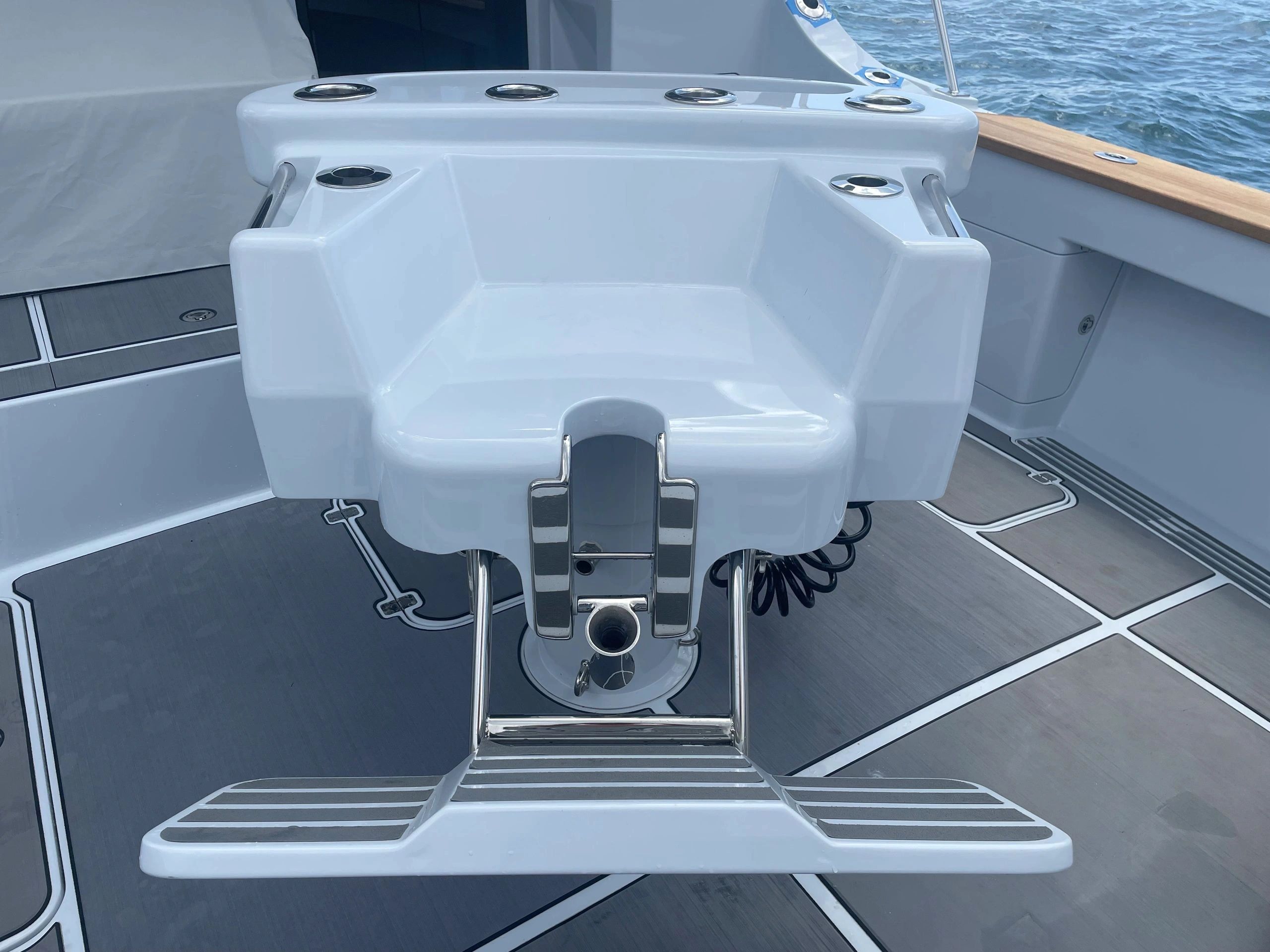 SeaWolf Chair - The future of Fighting chairs?