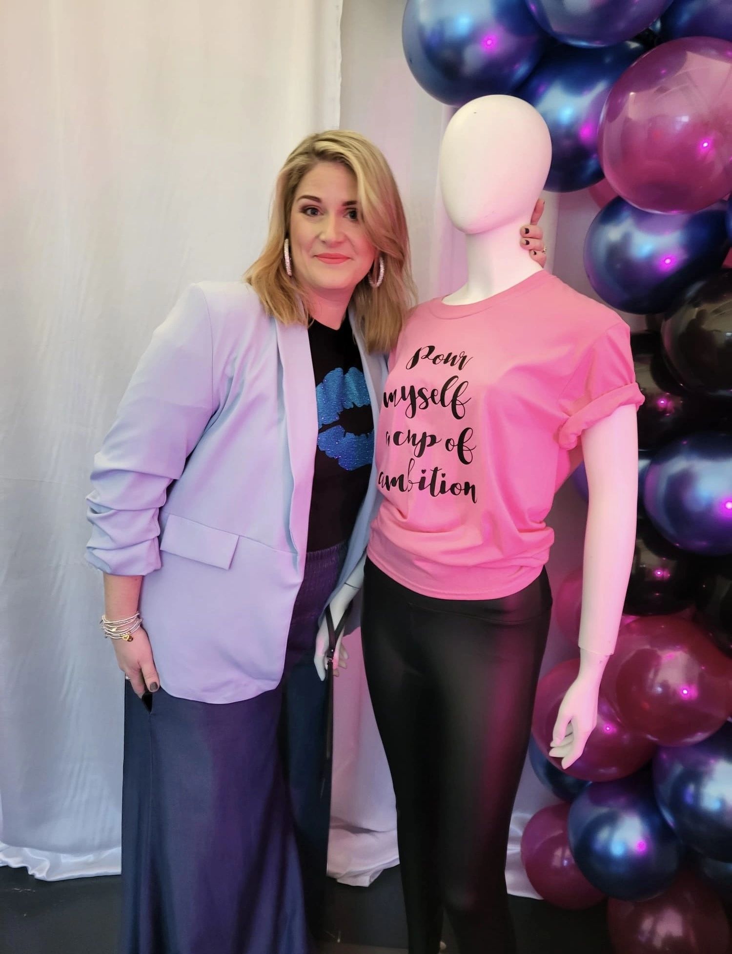 Fashion Retail: Find Your Perfect Fit at House of Holv