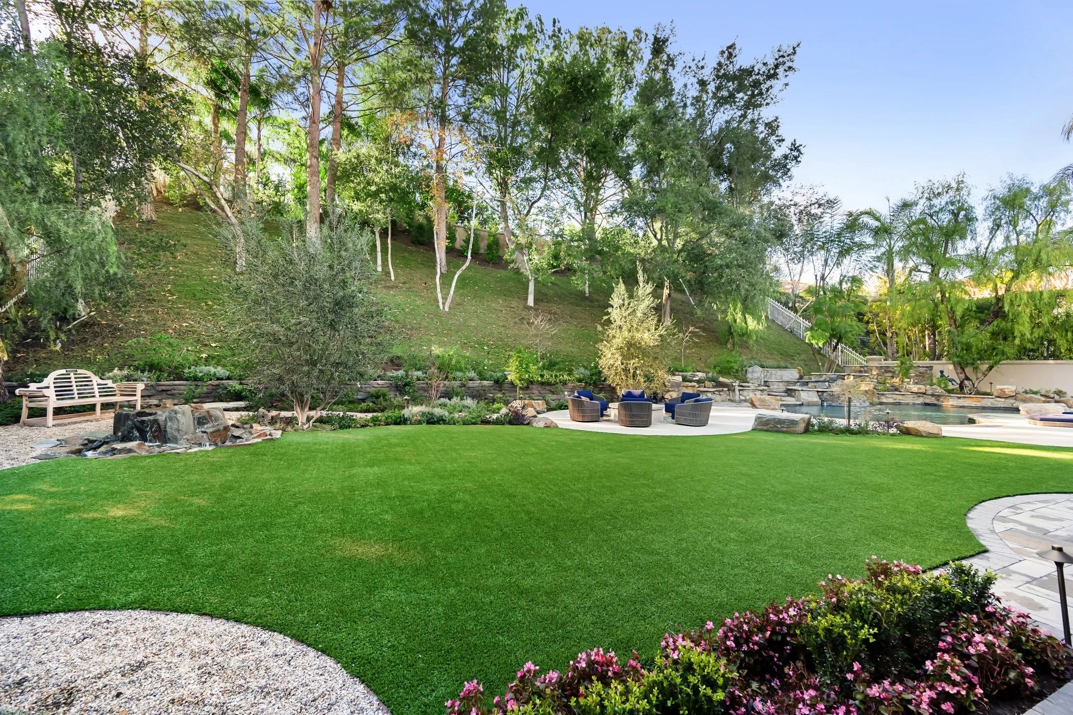 Professional Landscape Installation for Stunning Yards