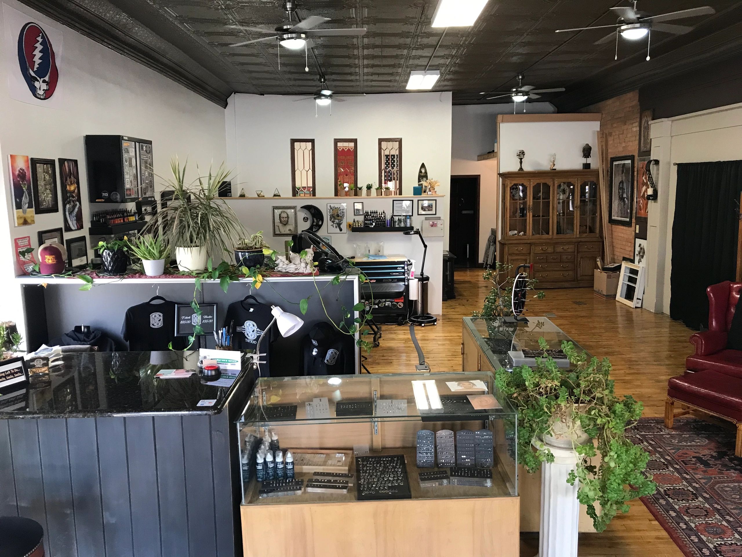 Obsidian Gallery Tattoo - Tattoo - Aberdeen, South Dakota