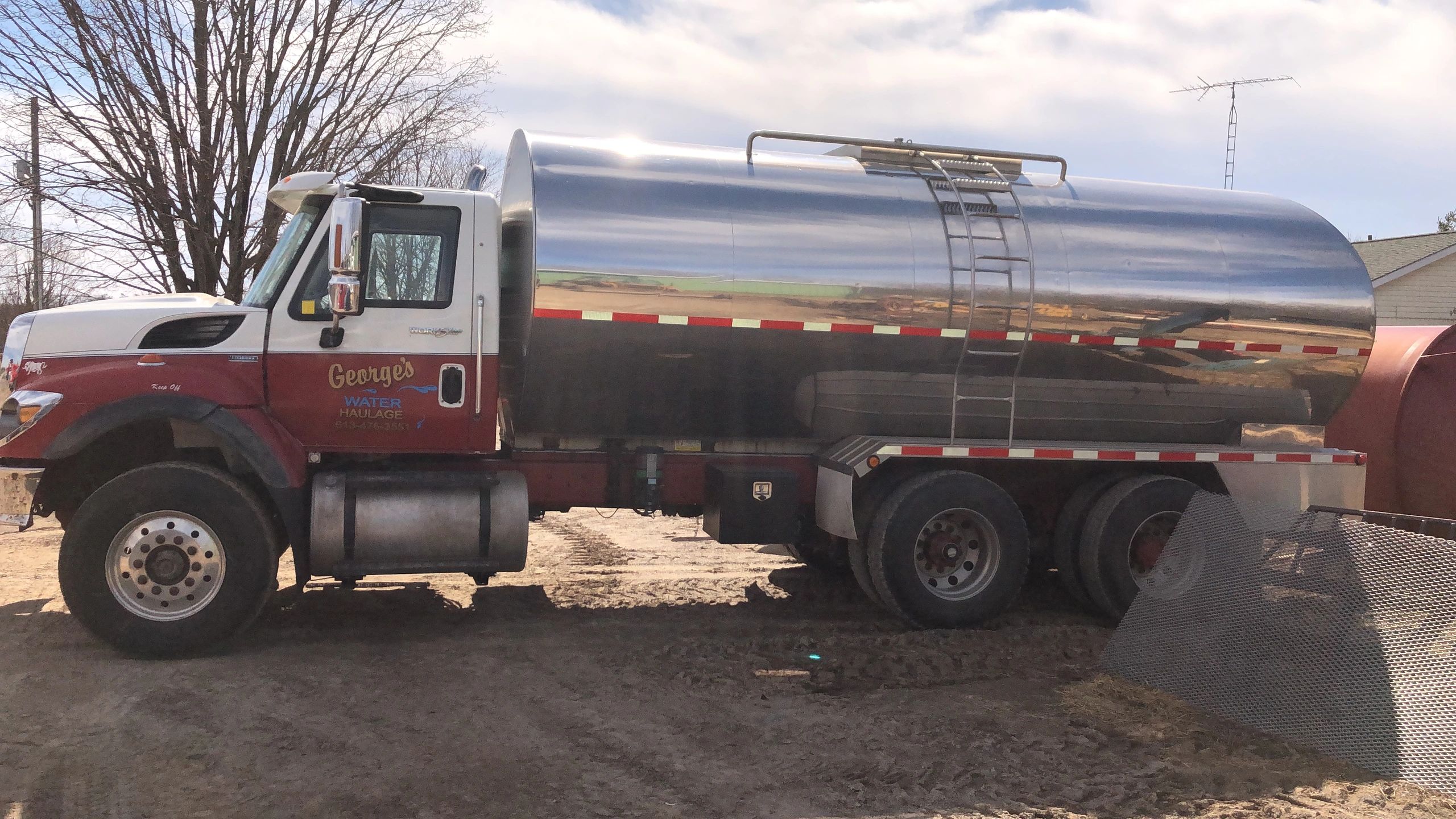 George’s Water Haulage - Bulk Water, Water Trucks, Water Company