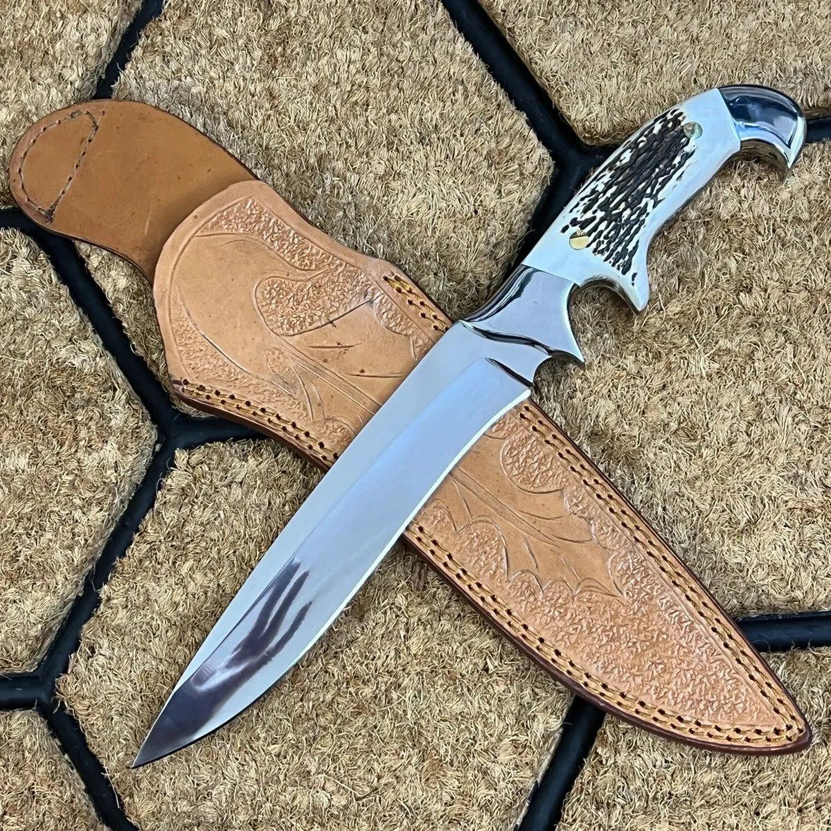 The Art and Craft of Handmade Knives