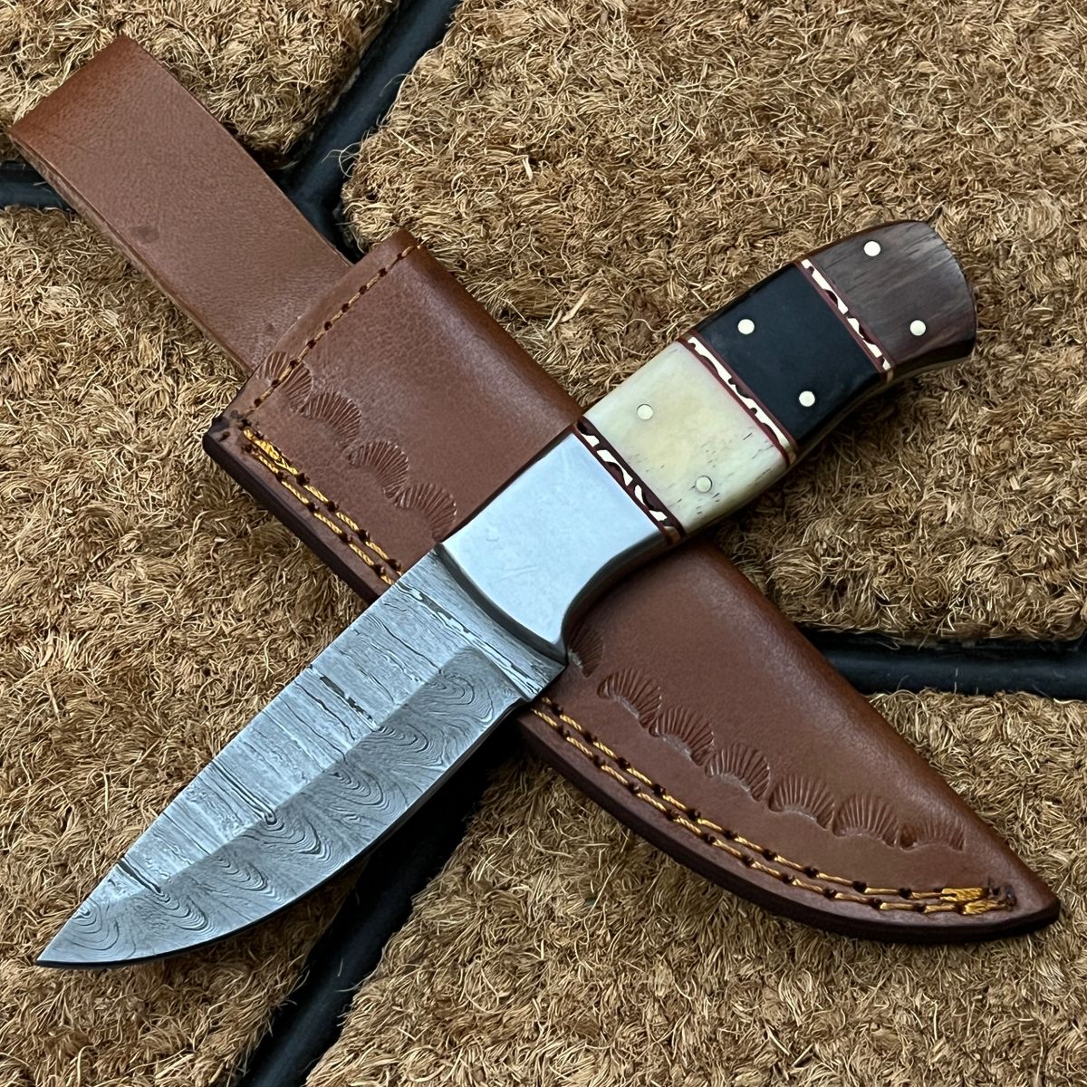 ASH DX1 Damascus Steel Custom Handmade Hunting Bushcraft knife 8 inches