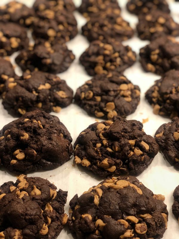 The Dirty Islander - Gourmet Cookies