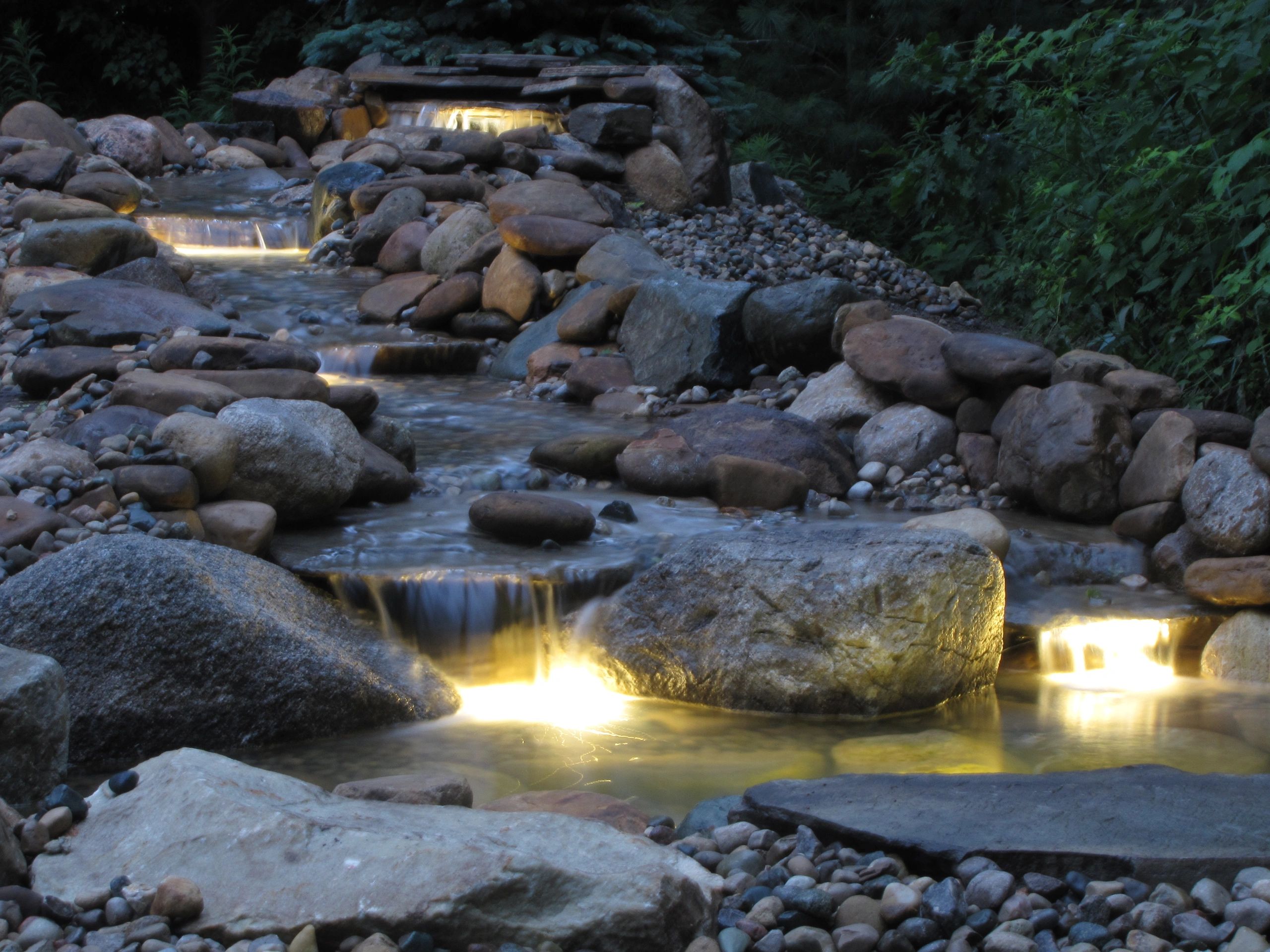 3 Hardscape Design Ideas for Your Ohio Backyard