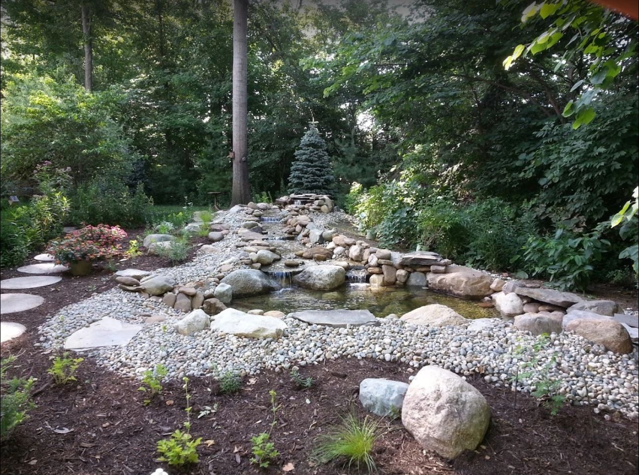 How to Use Colors for Your Landscape Design