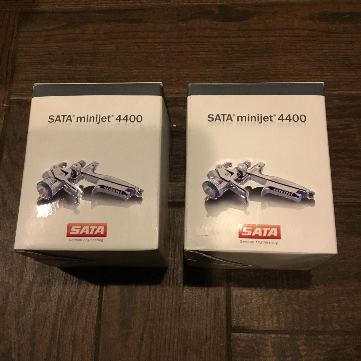 (2) SATA minijet 4400 B RP 1.0 SR Tip & SATA minijet 4400 B HVLP 1.0 Tip