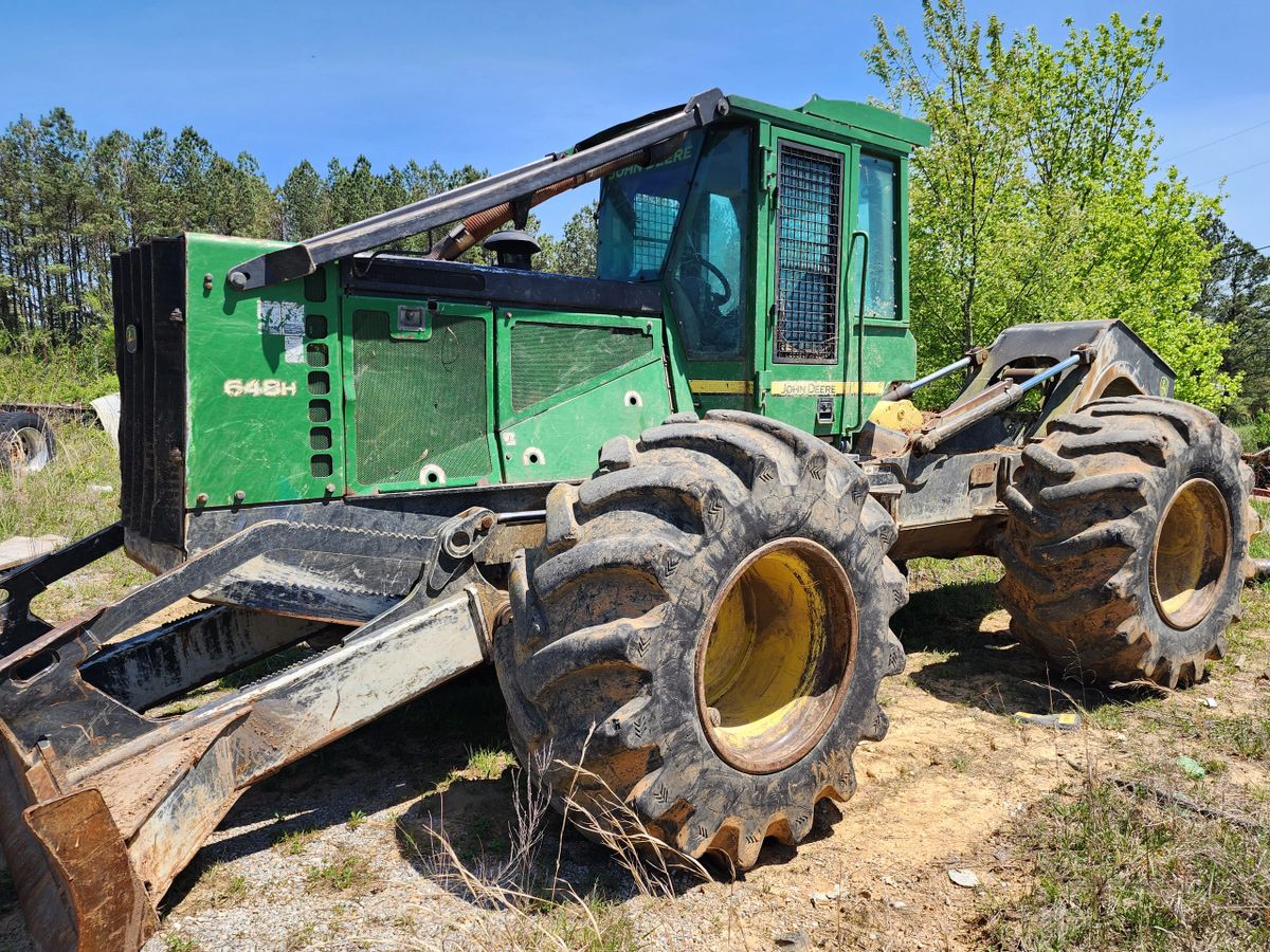 John Deere 648H Skidder