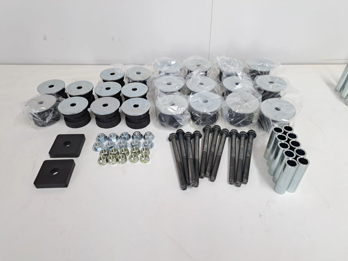 40 series Landcruiser Troopy Body mount kit 79-84