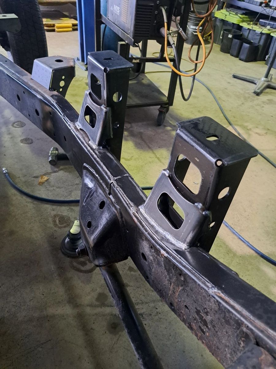 80 series Chassis tray mount 40-80