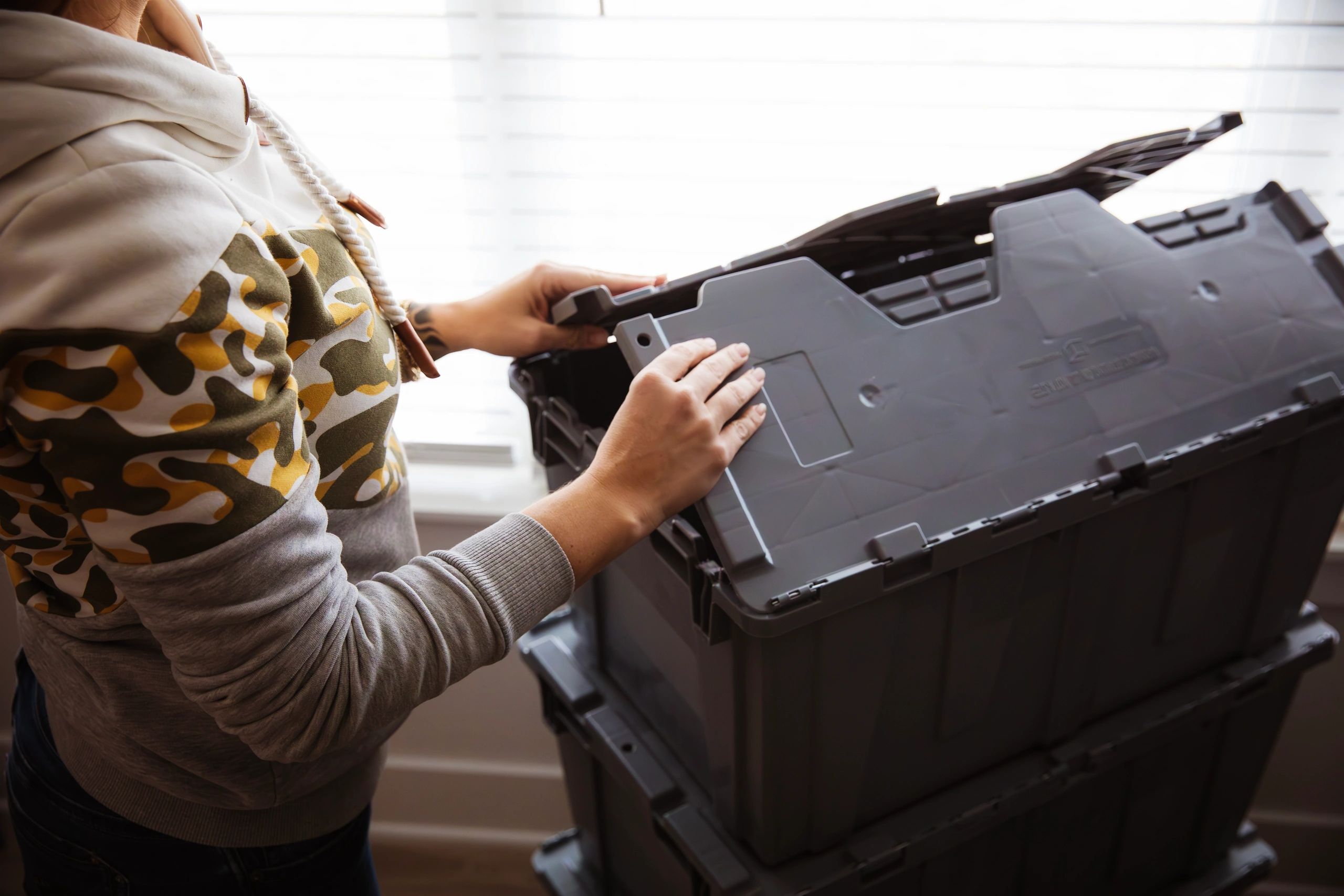 Green Tote Moving Supply Moving Tote Weekly Rental