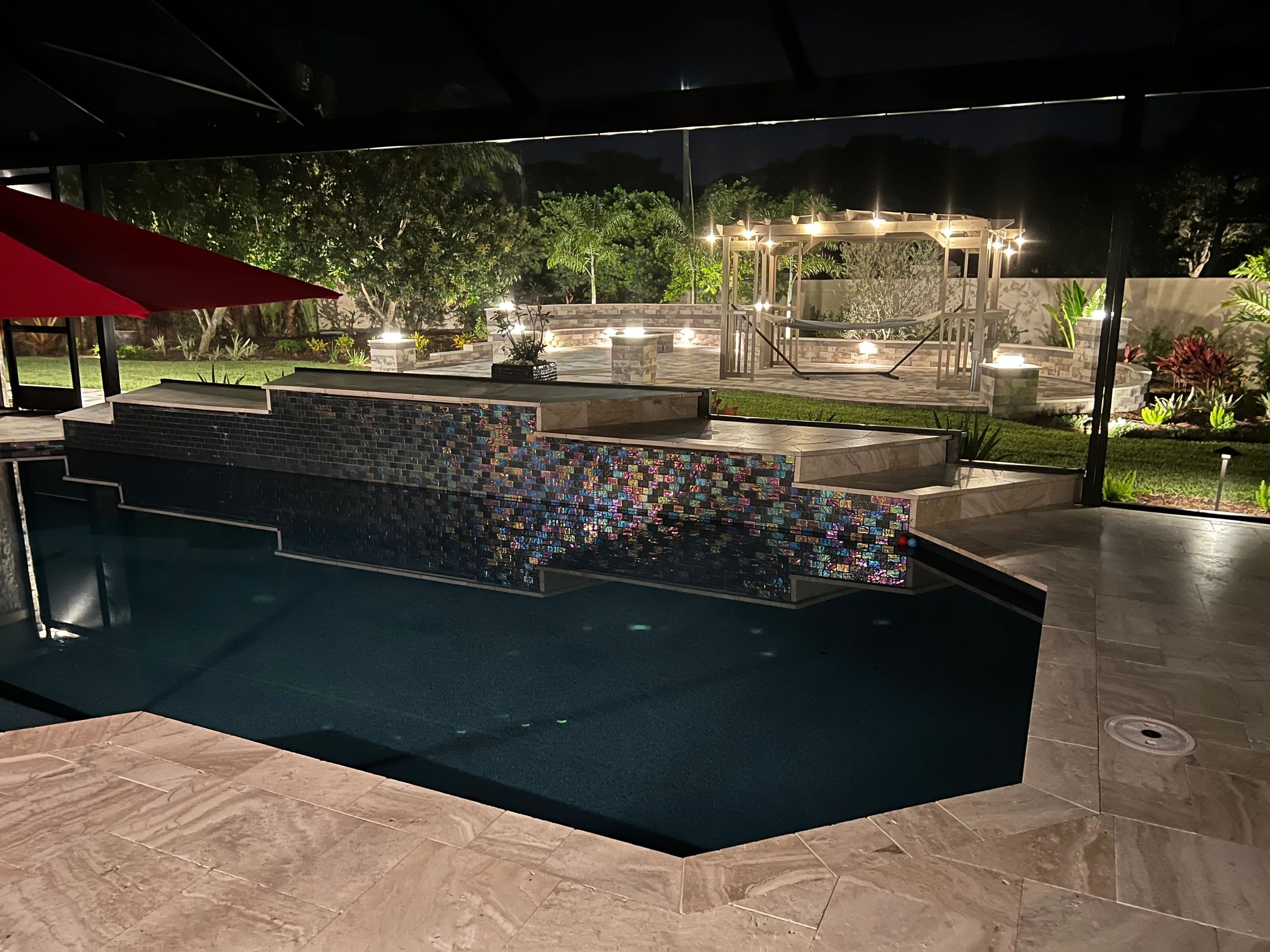 swimmingpoolcenter.biz