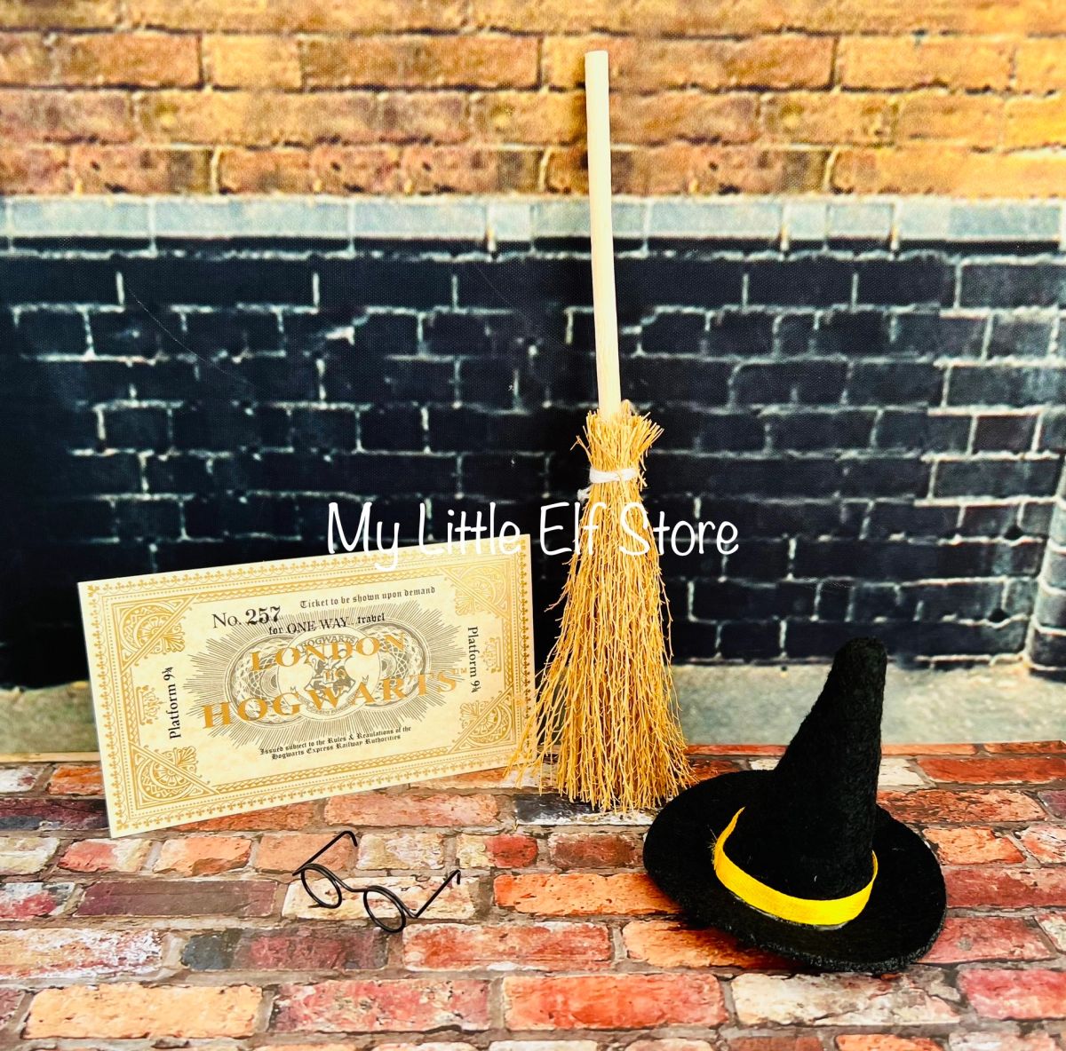 4 pc Wizard Set with Golden Train Ticket