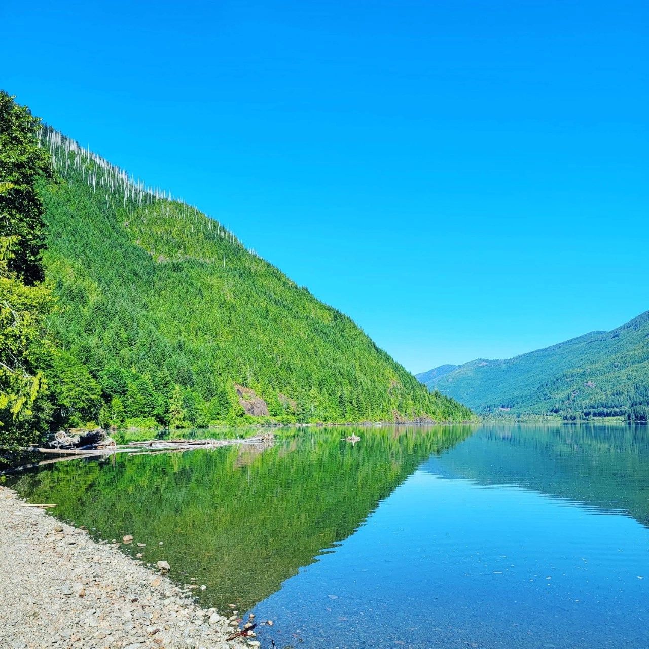 Bodies of water around the Alberni Valley