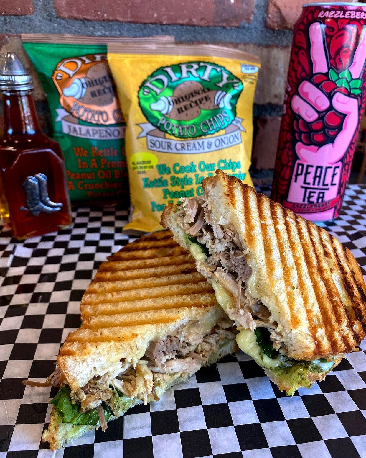 Sandwiches, Restaurant, Lunch - Knuckle Sandwiches - Mesa, Arizona