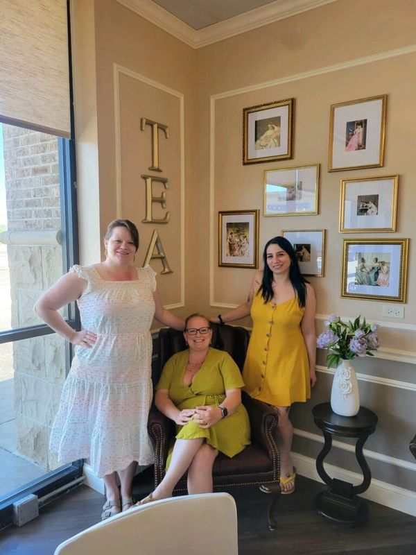 Welcome to The Royal Tea Room located in Shorewood, Illinois