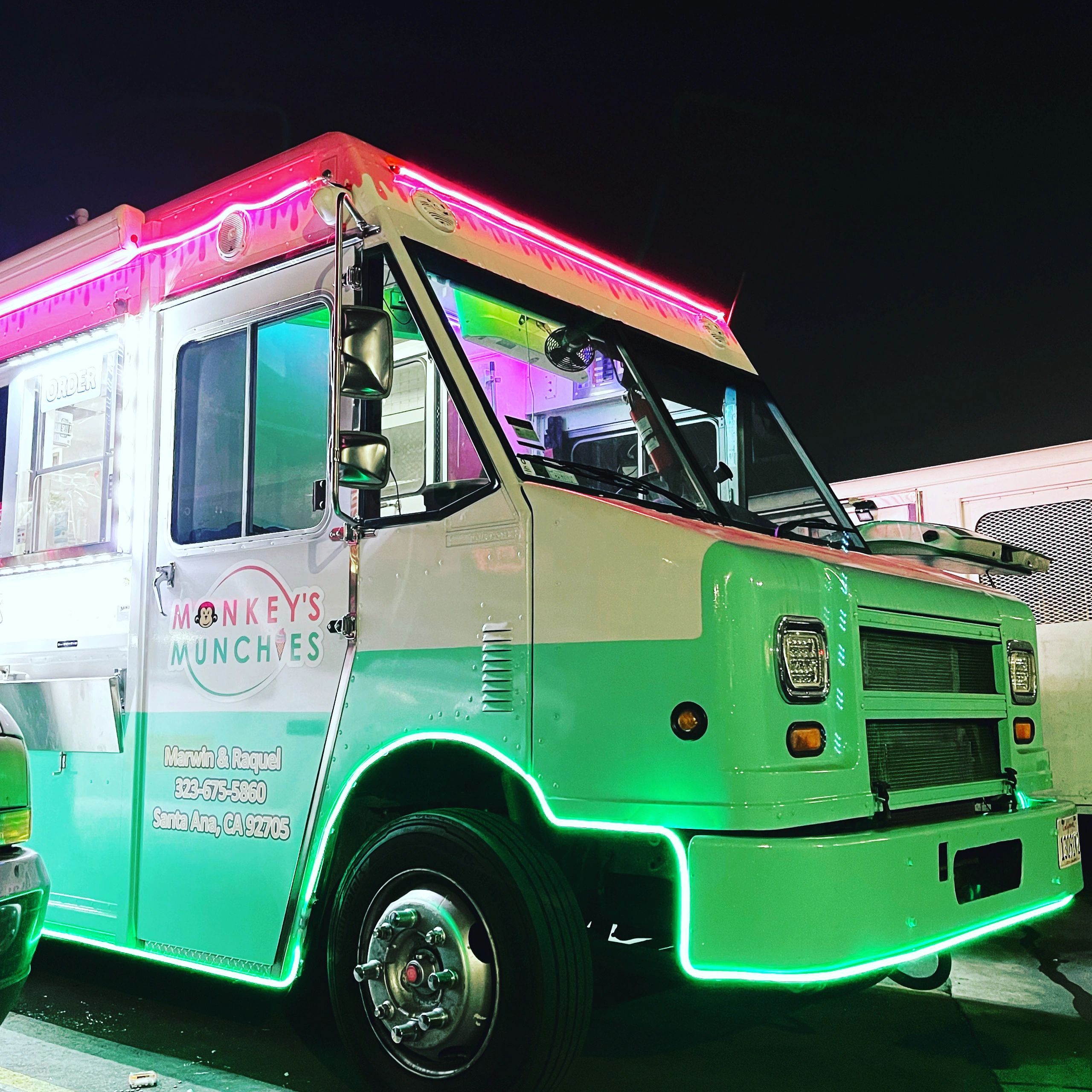 Monkey's Munchies - Food Truck, Catering Services, Ice Cream