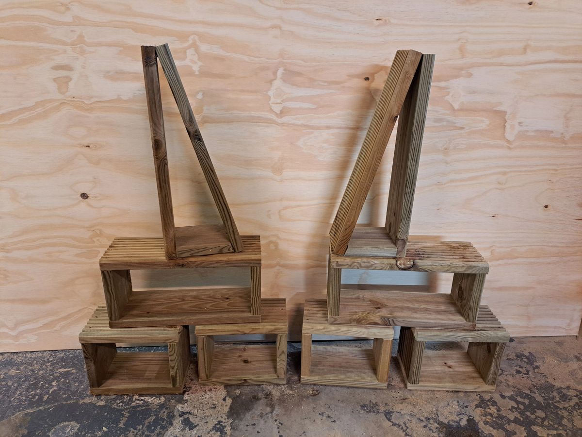 Wooden Engineering Blocks 8 Pieces