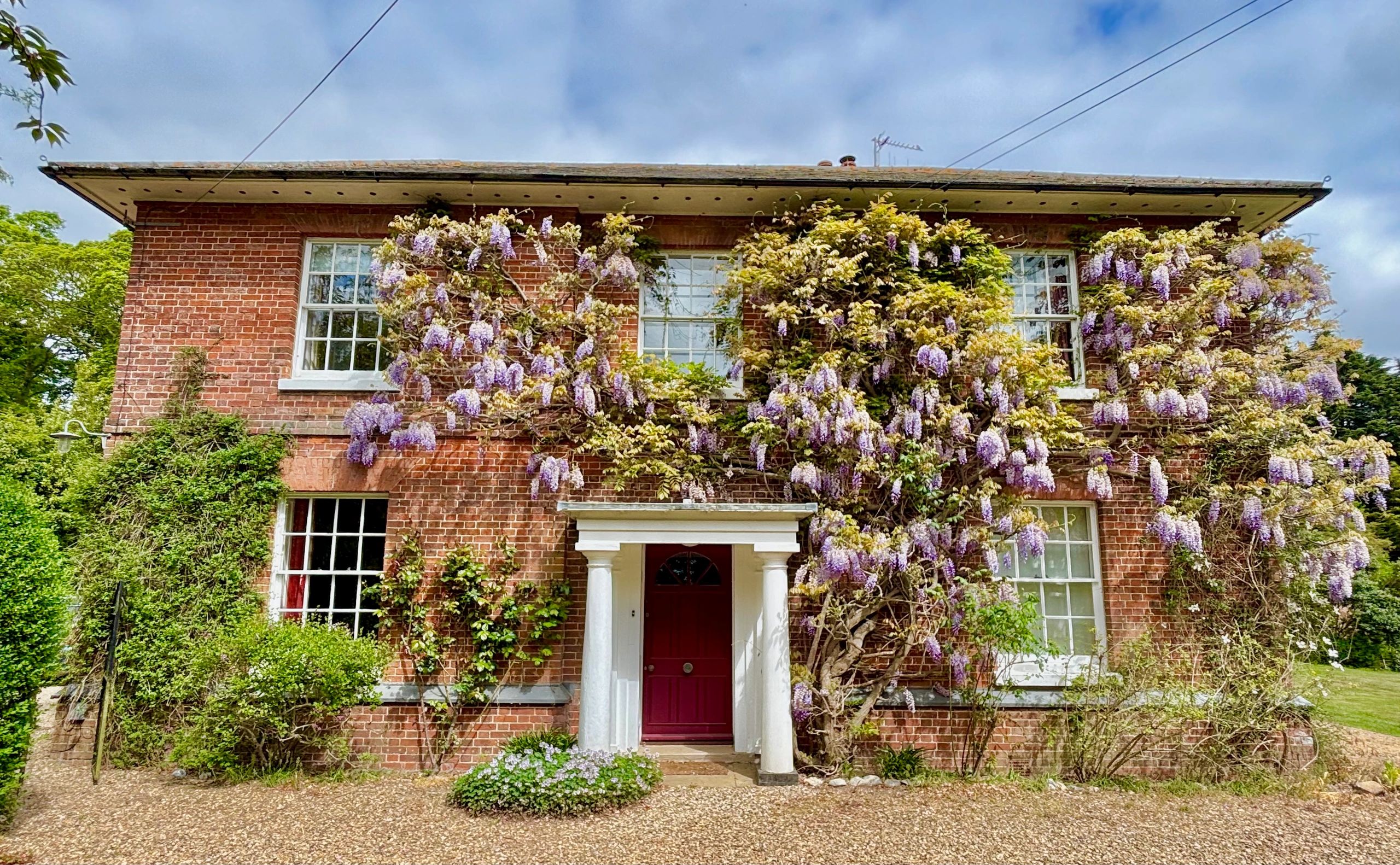 Swan Lodge