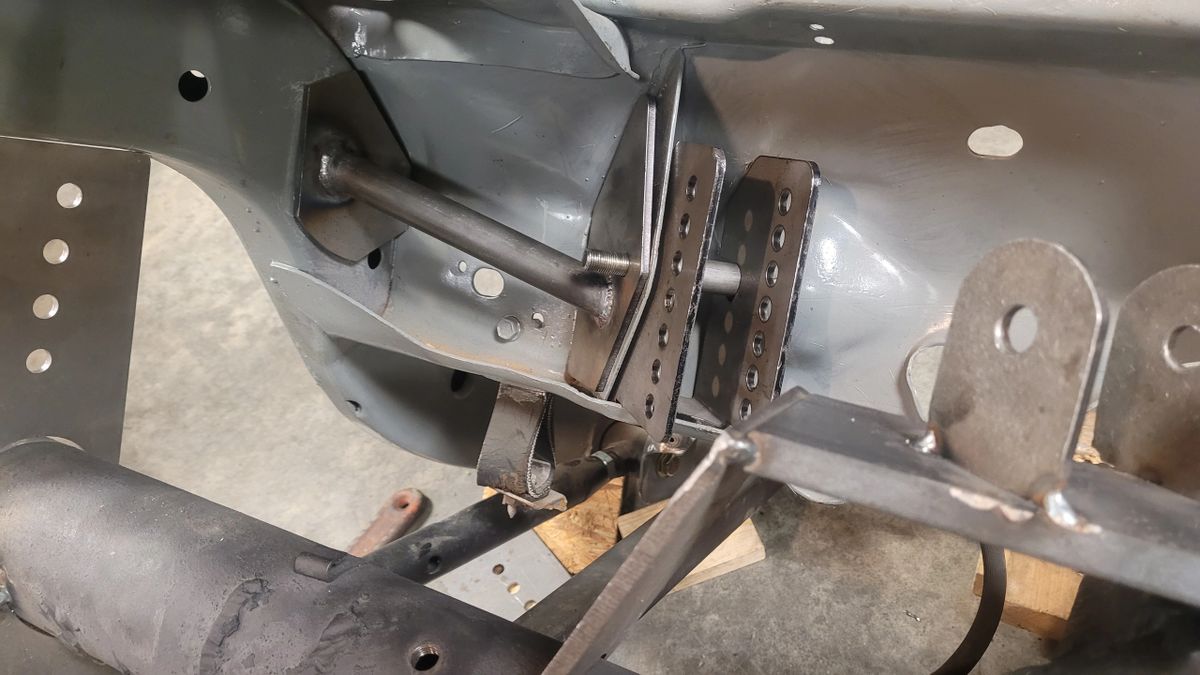 7 HOLE-G SOUTHSIDE MACHINE PERFORMANCE UPPER RELOCATION BRACKETS G-BODY