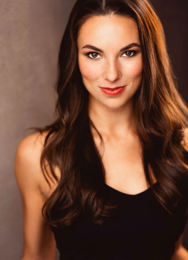 Bridget Keenan - Performer, Dancer