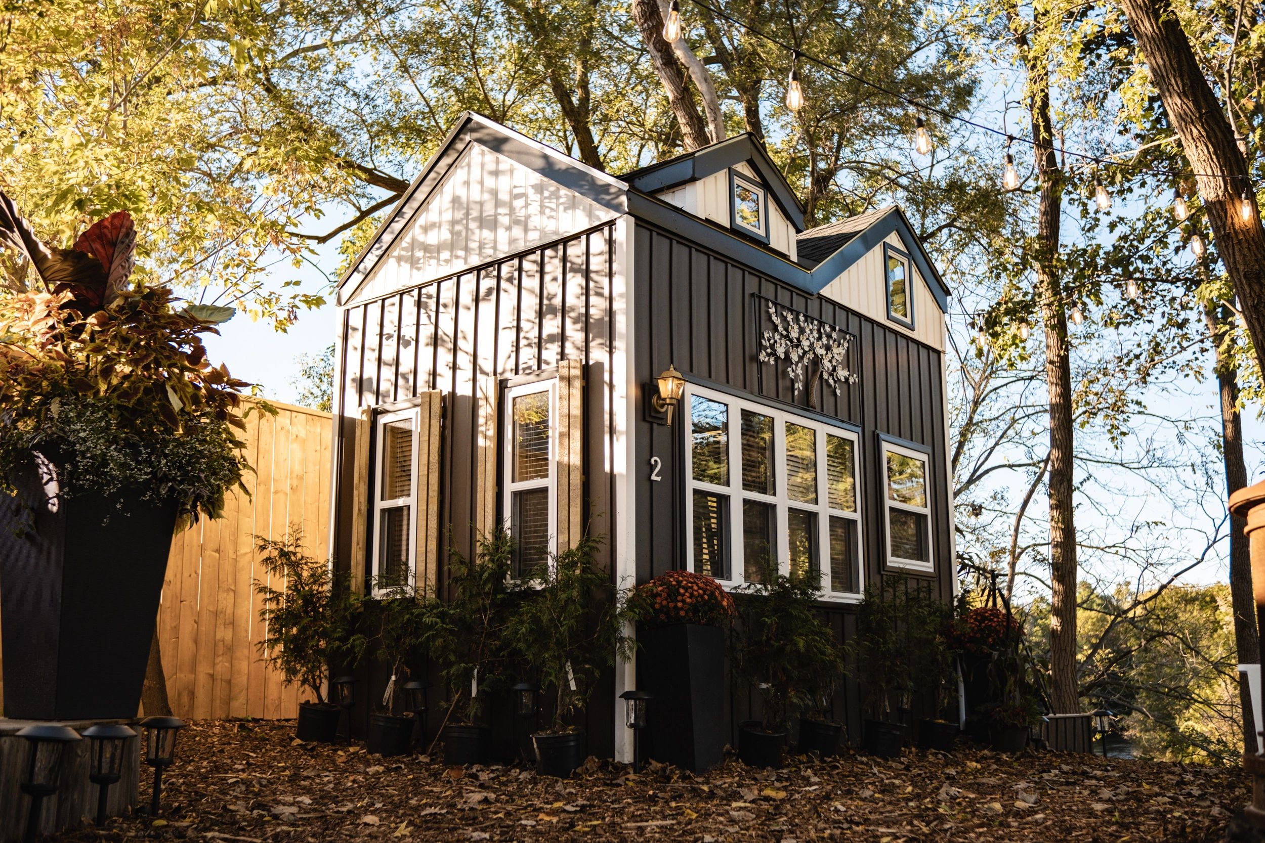 Button House - A tiny house that can fit in almost any backyard
