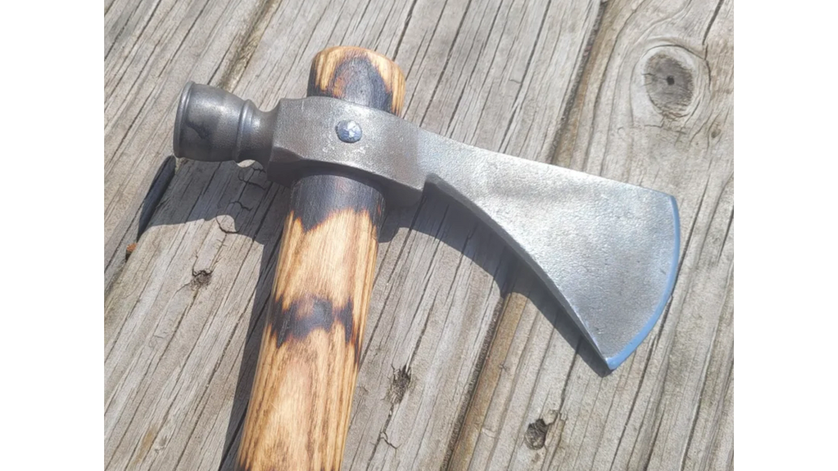 Sharpening Cold Steel Or Windlass Pipe Hawk