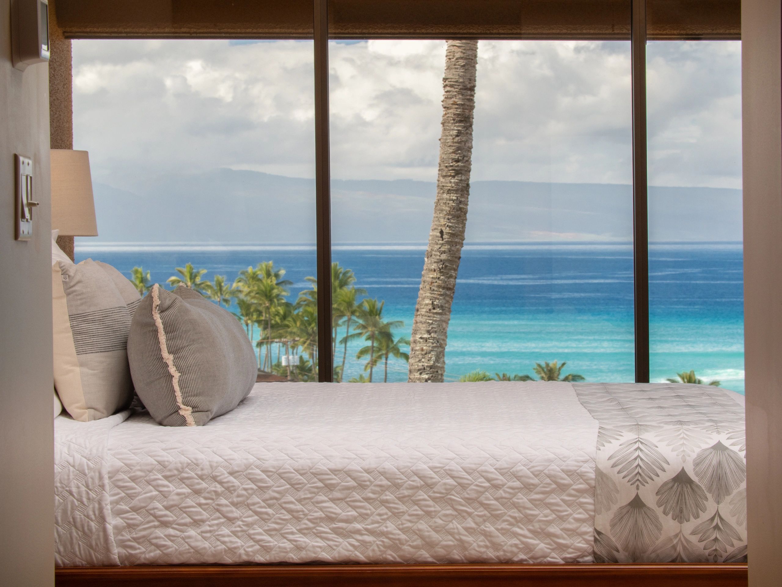 Luxurious Maui Condo Rental - Book Your Dream Vacation Today