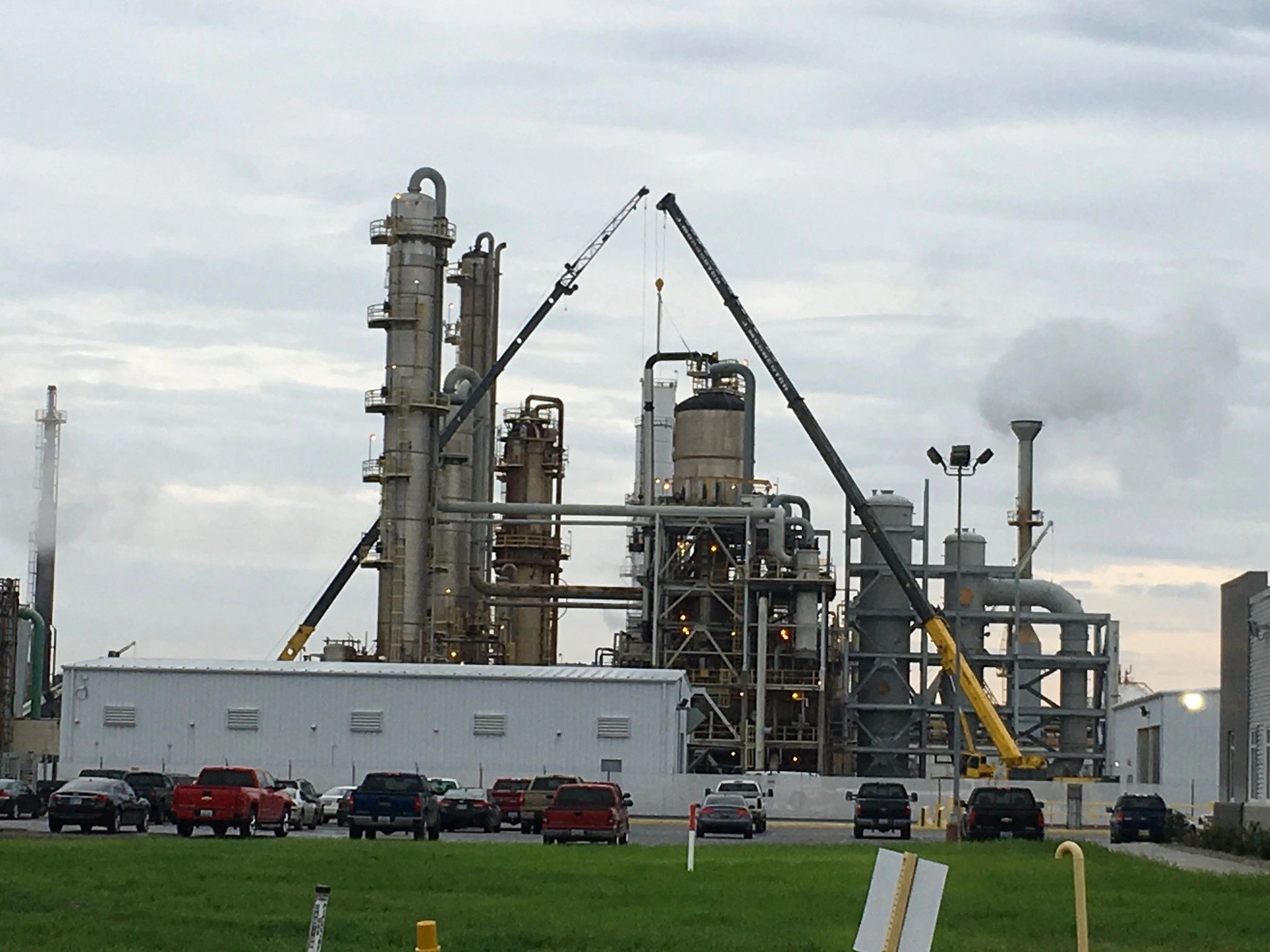 Marshall Crane & Equipment - Crane Rental, Manned Crane Service