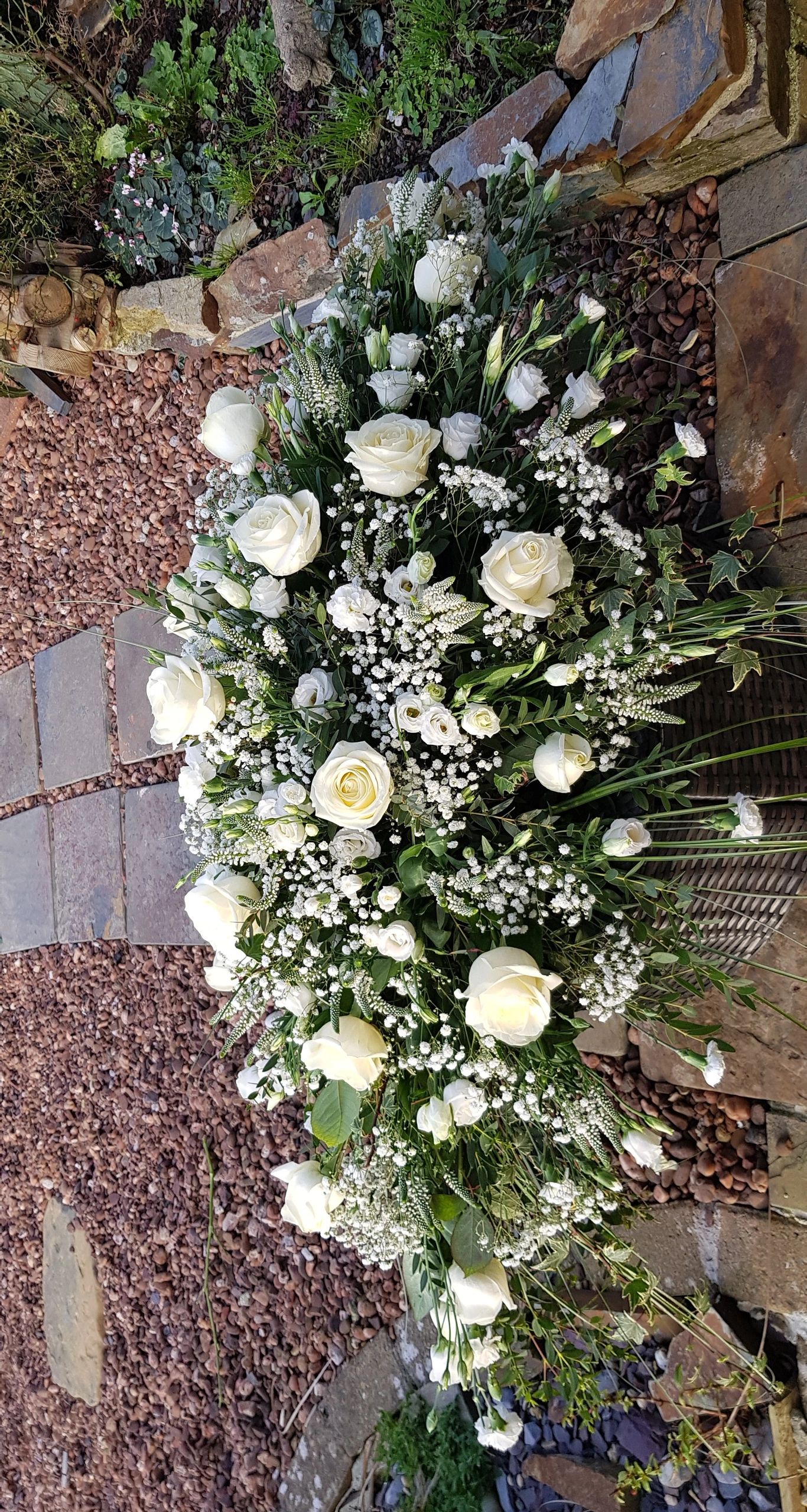 Bea"s flowers - Florist - Torpoint, England