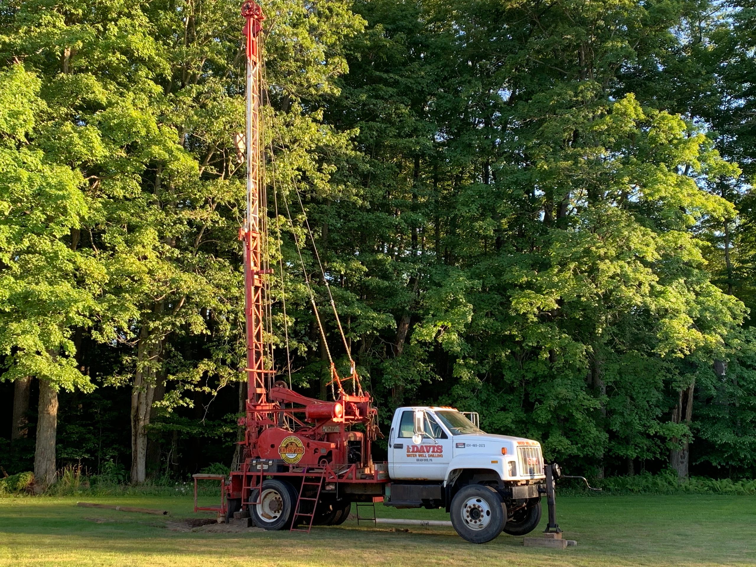 Well Drilling Contractor - L.B Davis Water Well Drilling