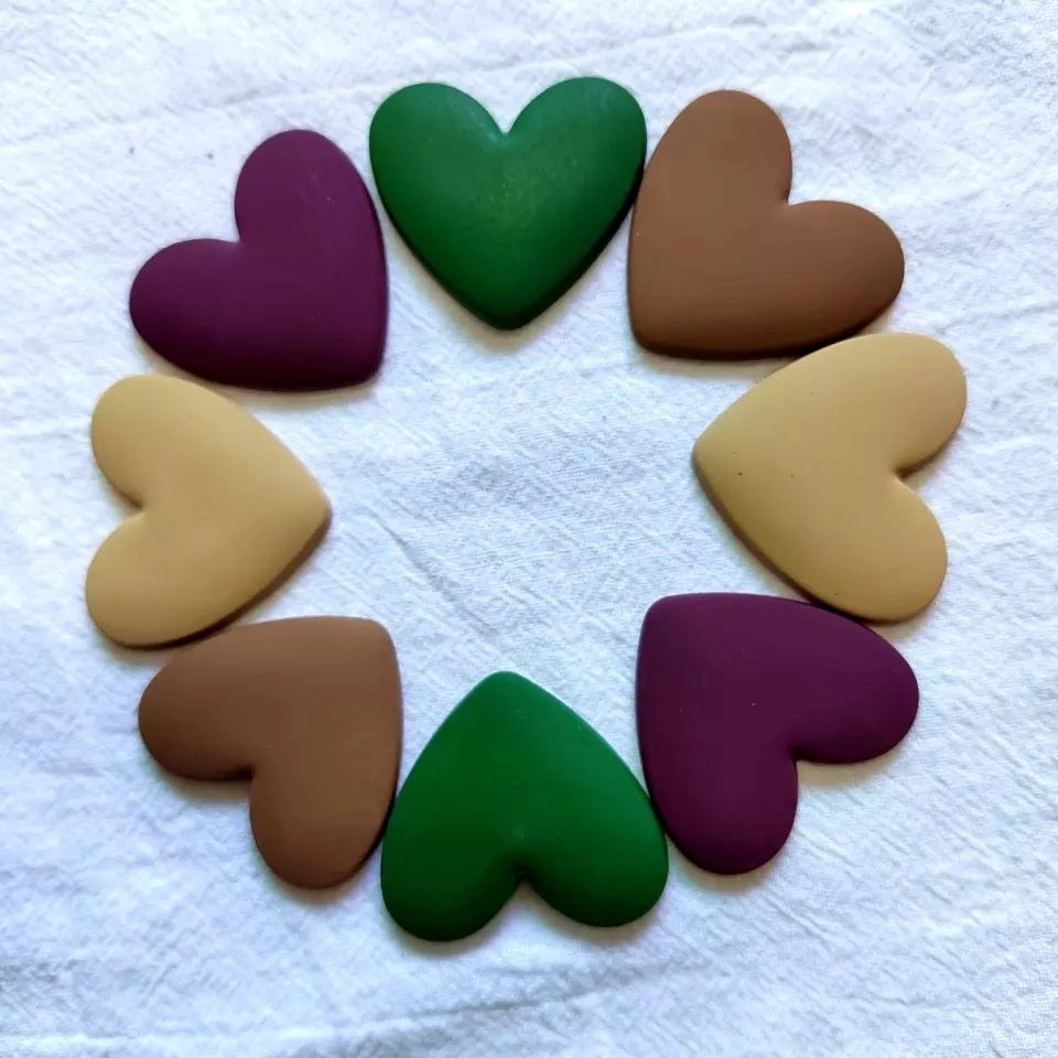 37mm Matte Hearts