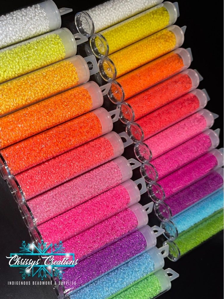 11/0 Duo Frosted & Luminous Bead Set