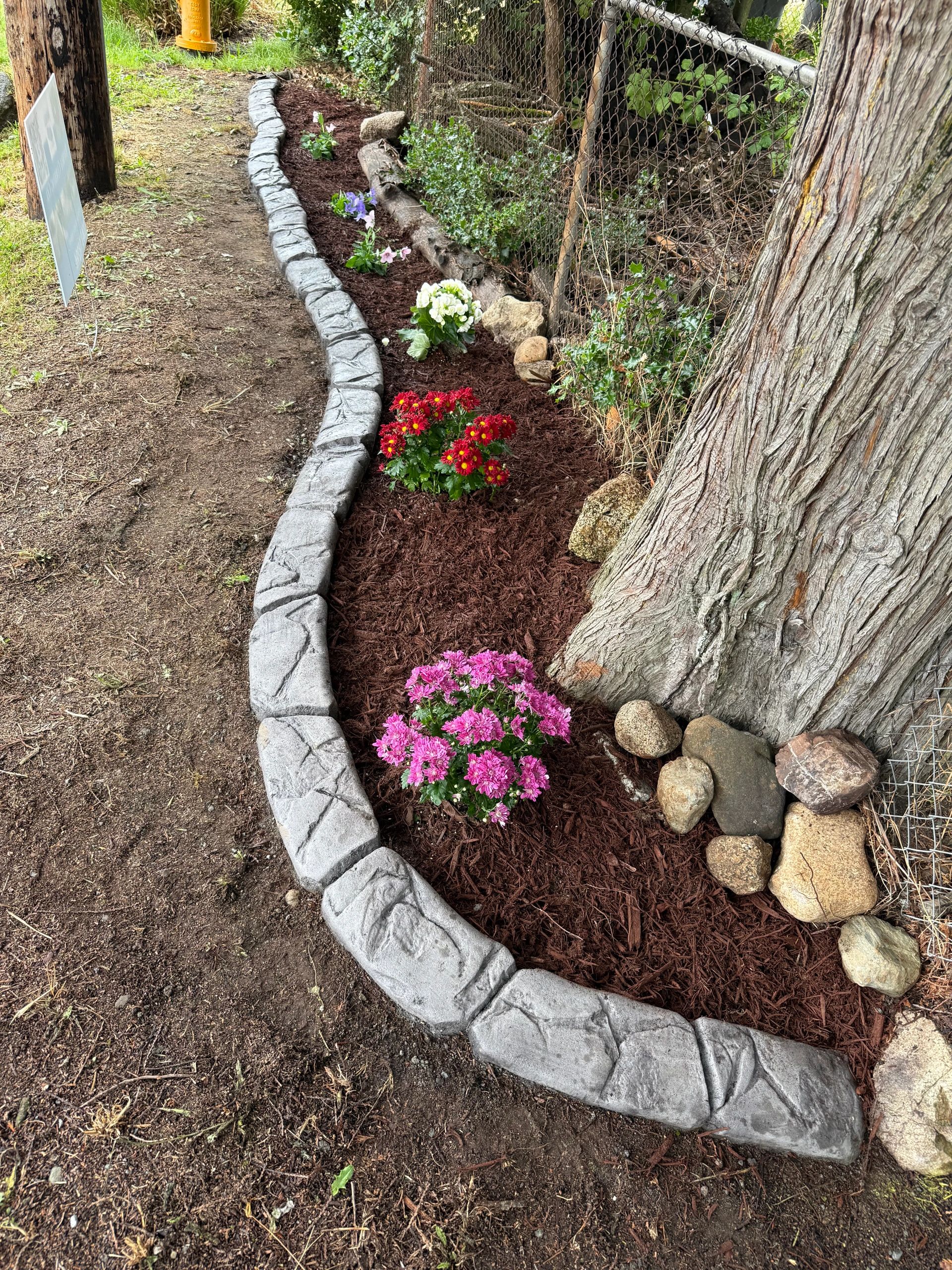 Expert Landscape Curbing Services | Raybell Curbing