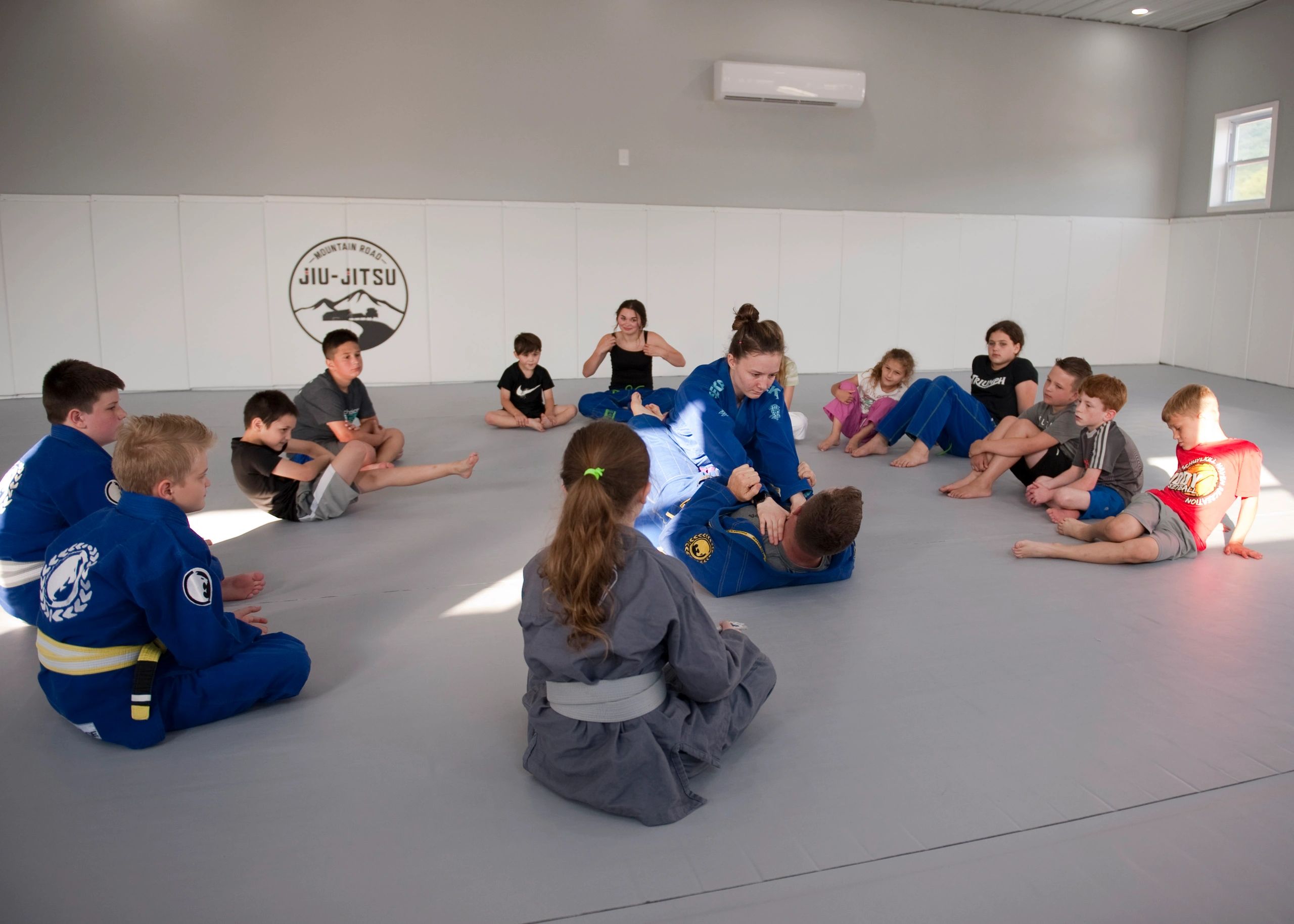 Brazilian Jiu Jitsu - Mountain Road Jiu-Jitsu