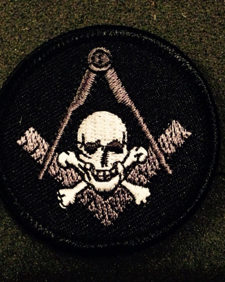 Masonic Skull Square and Compass 2 inches