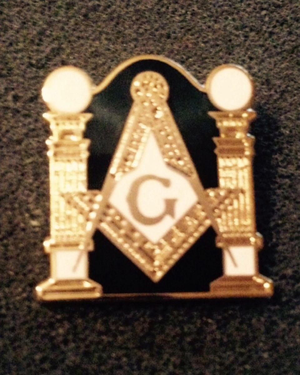 Pillars & Square and Compass