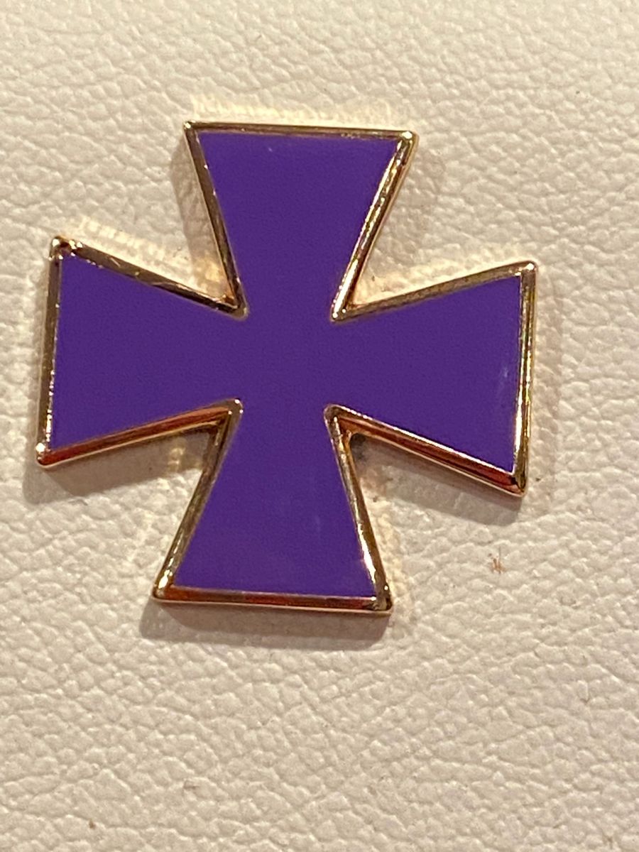Purple Past Grand Commander lapel pin